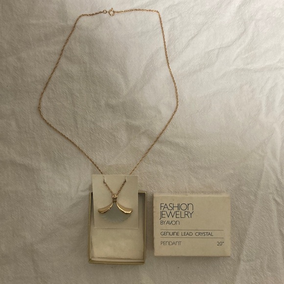Avon | Jewelry | Vintage Avon Genuine Lead Crystal Pendant 981 | Poshmark